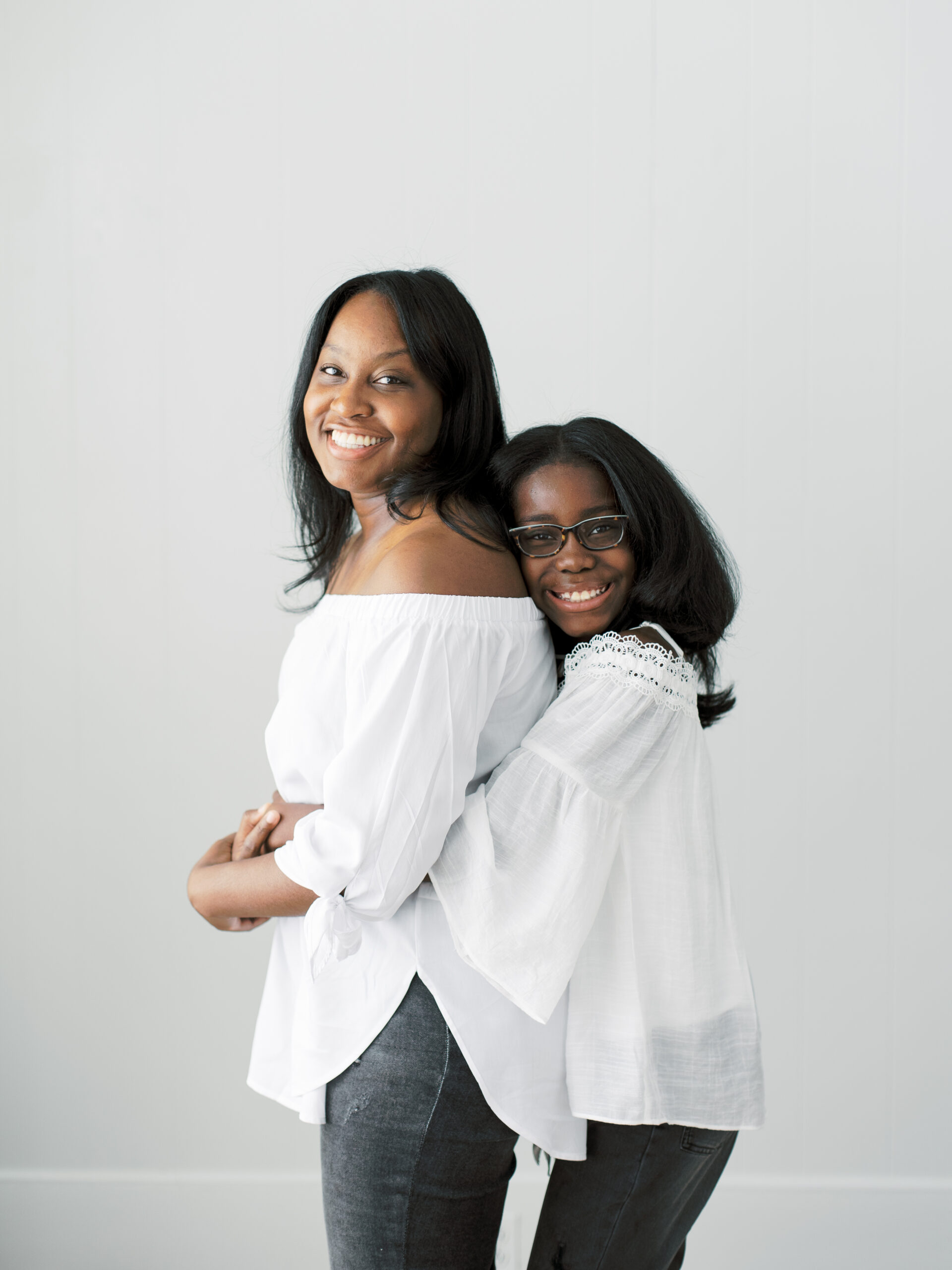 Beautiful Motherhood Sessions – Live View Studios